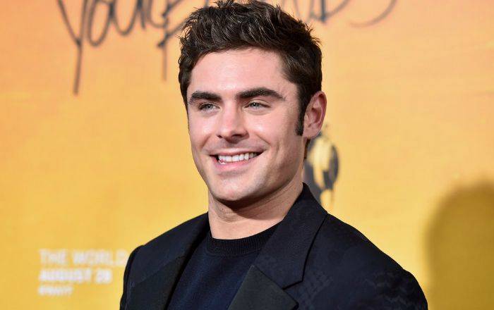 Zac Efron Bio, Age, Girlfriend, Family, Height, Acting Career, Net Worth, Facts 2021