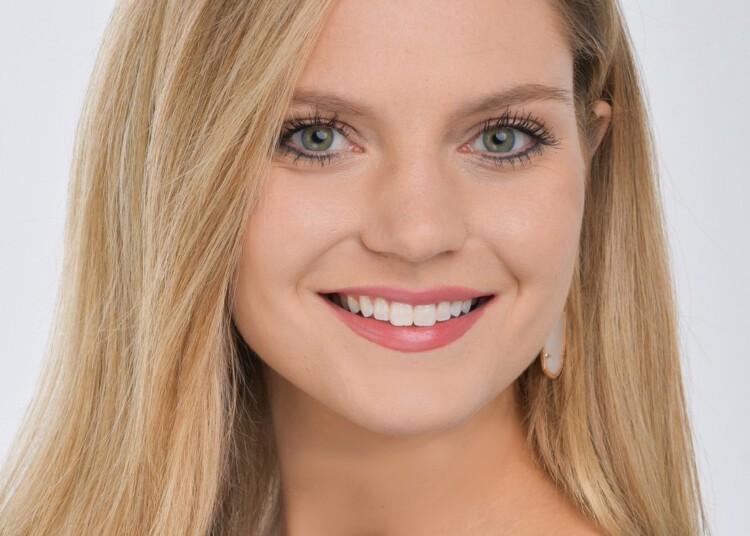 Brigit Mahoney Bio, Age, Height, Husband, Salary, Net Worth, Fox 2021