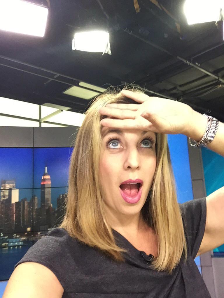 Lauren Glassberg Biography: Age, Height, Husband, Kids, Salary ...