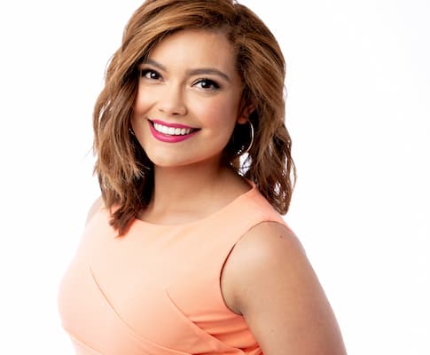 Maria Genero Bio, Age, Husband, Family, WGRZ, Net Worth, Salary 2022