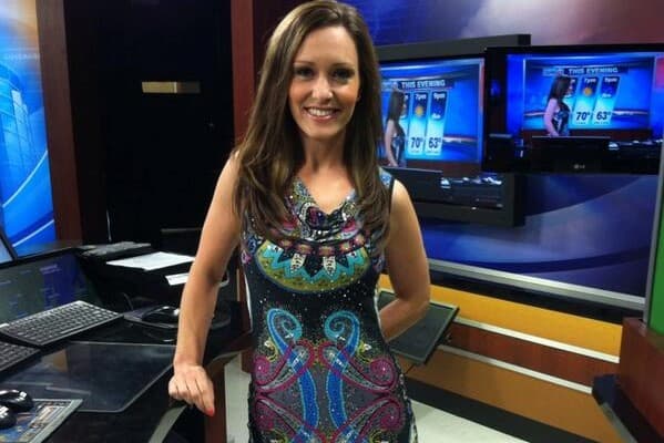 Lisa Meadows Bio, Age, Husband, Family, WCCO-TV, Net Worth, Salary 2022