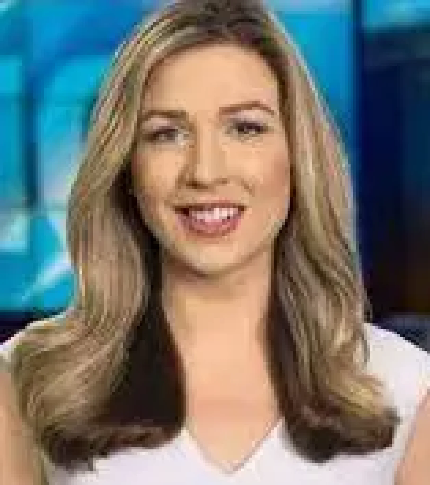 Emily Volz Bio, Age, Height, Husband, Salary, Net Worth Channel 10 2024